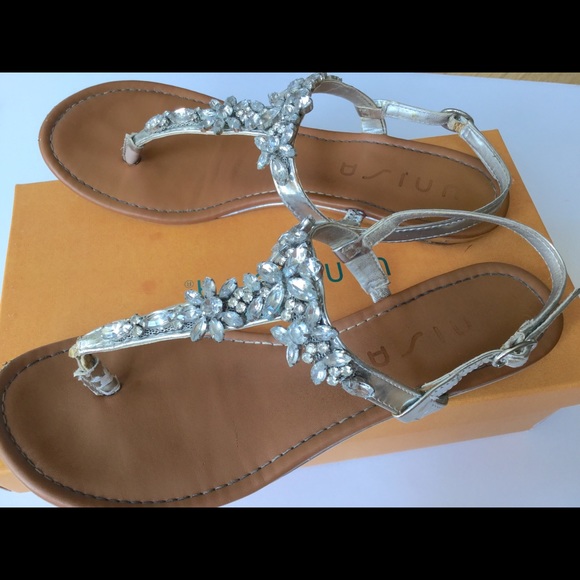 Unisa | Shoes | Unisa Silver Rhinestone Sandals 8 | Poshmark